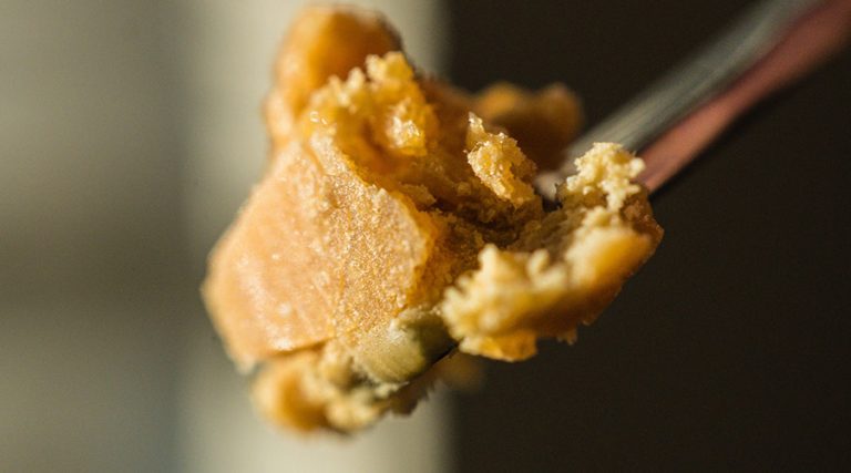Complete Guide to Dabs: Cannabis Concentrates Types and Consumption ...